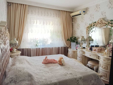 Продается 3х ком. Юнусабад 14кв. 2этаж 125000у.е. евроремонт (м999)