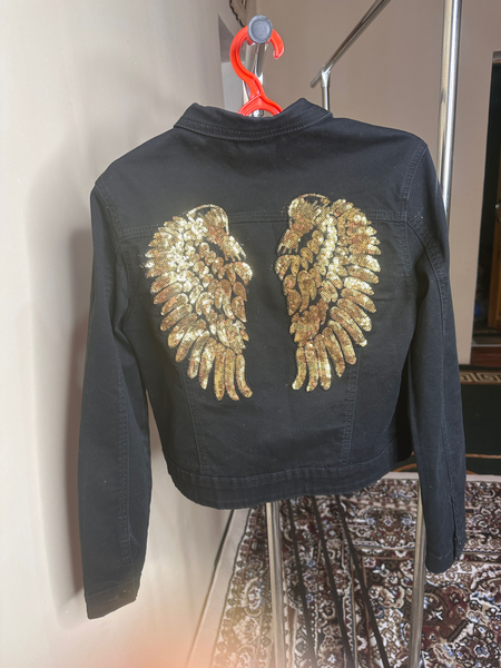 Ayollar kastyumi