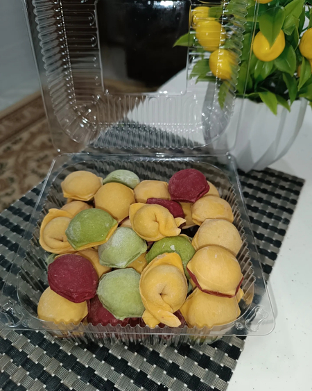 Zakasga pishiriqlar va taomlar