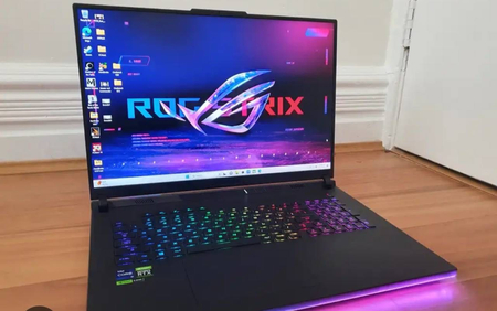 ASUS rog strix g18(2023)