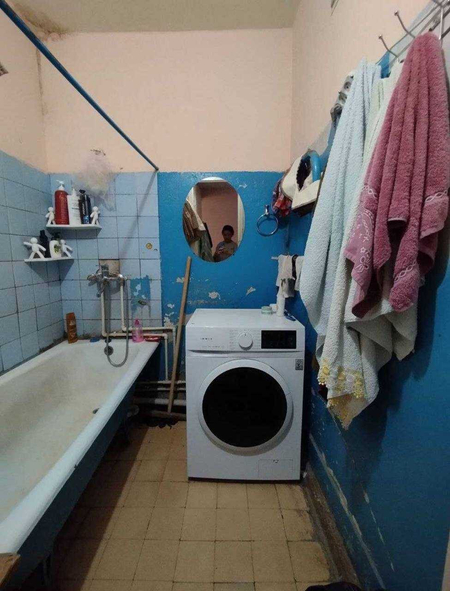 Юнусабад 10 квартол 2*3/3/5 срочни сотилади