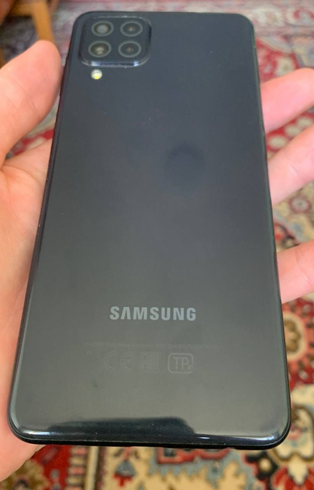 Samsung Galaxy A22 4/64 Gb hech qanaqa kamchiligi yo'q