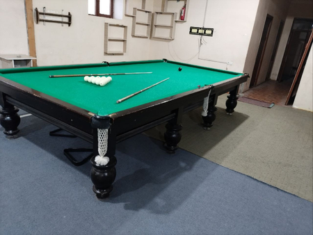 Bilyard ustul sotiladi