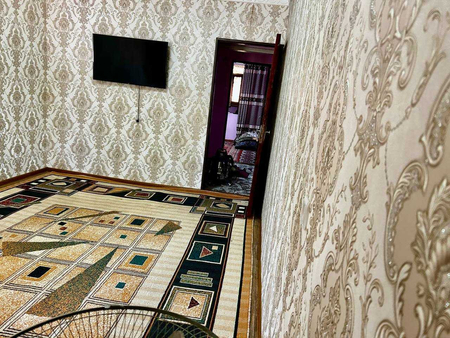 2X kvartira sotiladi mikrayon 77 bog`cha roparasida 1 etaj hovlisi bor