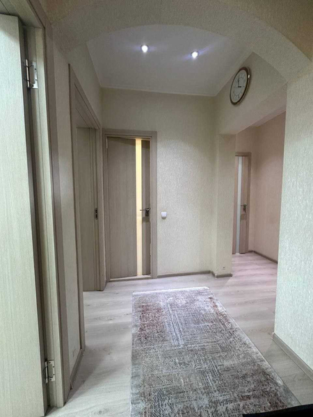 продается 3/8/9 
на Кунаева/Мирабад 
ор: гост. Россия