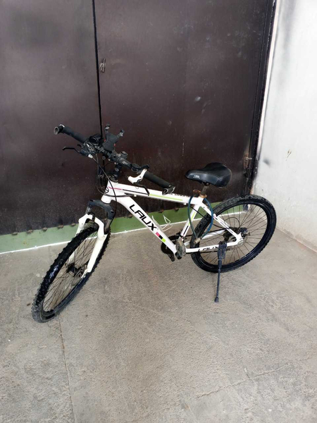 Velosiped 26 sotiladi
 велосипед продаётся диски 26 дюмовый