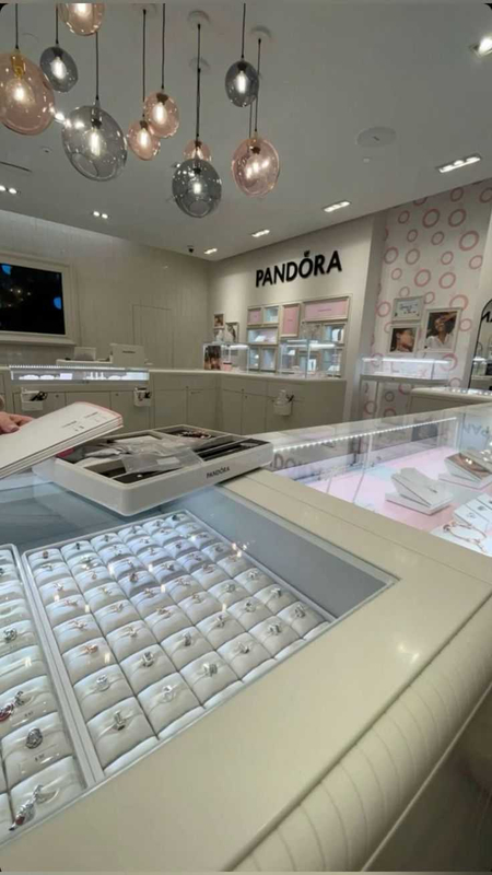 Magazinlar uchun Prilavka, stelaj, vitrinalarni zakazga tayyorlaiymiz!