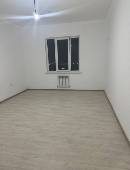 Шахар буйлаб ижарага уй 250