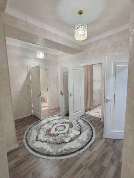2х комнатная квартира на 7 этаже 63кв/м, в Самарканде