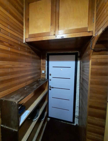 Юнусабад 14 квартал, 2/4/4. Продается квартира