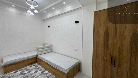 №3015/2681.Продается 3х-комнатная квартира студия  в Новостройке.