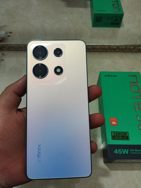 Infinix note 30 yangi telfon