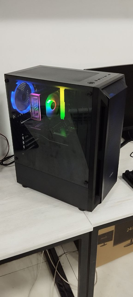 Kompyuter keysi arzon narxda