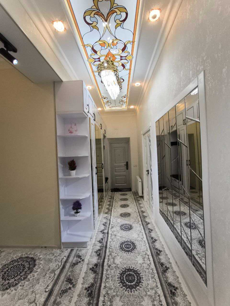 Продается 3х ком/кв на 4 этаже 100 м² Бульвар