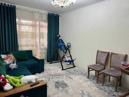 谷 130567 谷 Sergeli 4 mavzeda kvartira sotiladi 3/3/5 72 м²