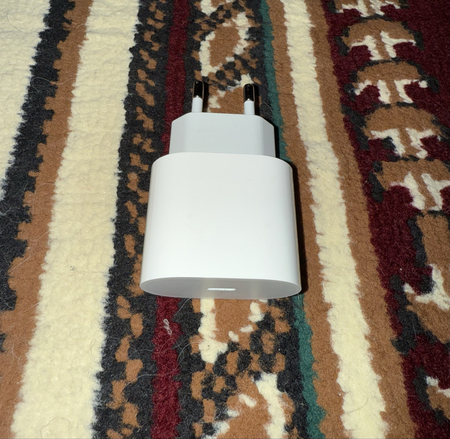 Apple 20w adapter original