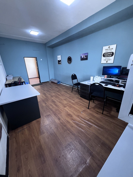 Ofis sub arendaga beriladi