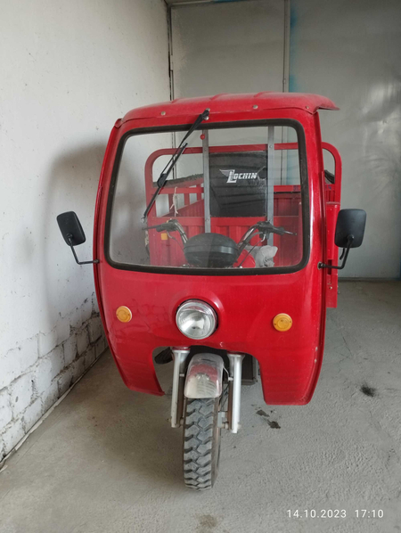 Lochin motosikl
1.5 tonnalik