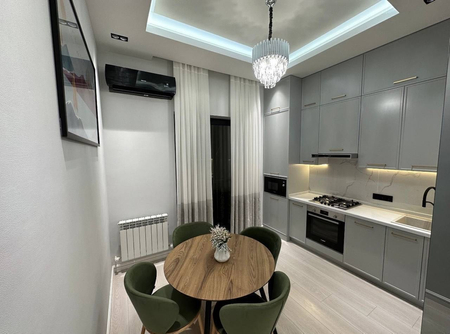 Darkhan Avenue Продается 2 комнатная квартира ремонт Парк Тельмана