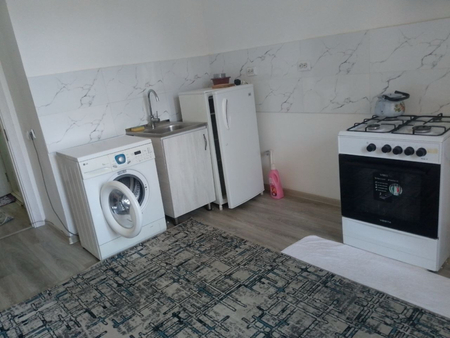 Arenda kvartira Sergeli Yangi darxon 2xona 300$ Oilaga qizlarga