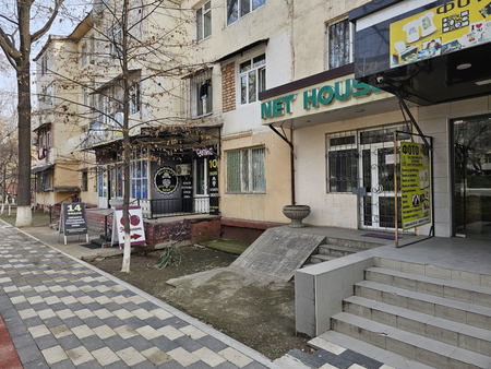 От собственника сдаётся в аренду коммерческое помещение вдоль дороги Т