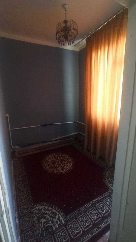 Продам - 1 ком перед в 2х ком/2/4 м-в Феруза