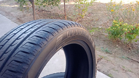 235 50 R19 Shina Good Year