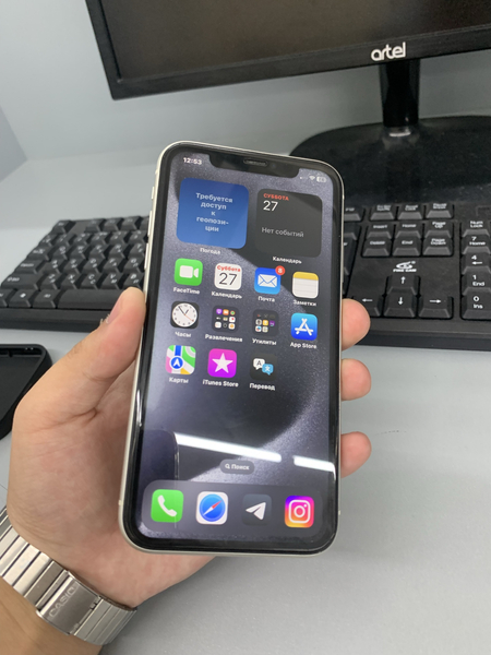 Iphone 11 b/u white