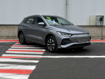 BYD E2 LUXURY EV Full 405km гарантия ва кредит!!