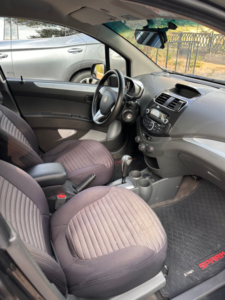 Chevrolet Spark 2020 г., 1,25 литра двигатель, макс. комплектация
