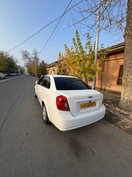 продаётся автомобиль