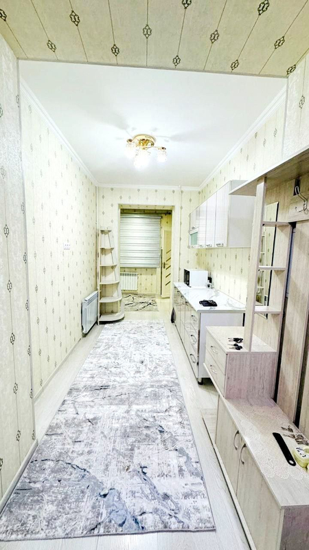 .Продам 2комнатную 77серия балкон 2х6метр 65м2 Хамза метро с меьельтех
