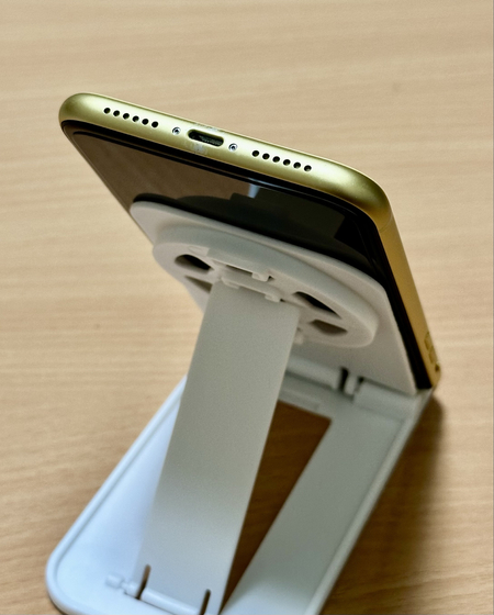 iPhone 11 (Yellow) 64GB