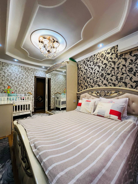 Продается 4 х ком Ойбек метро Евро