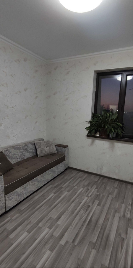 Продам 1/3/3 ком квартиру куйлюк массив 1