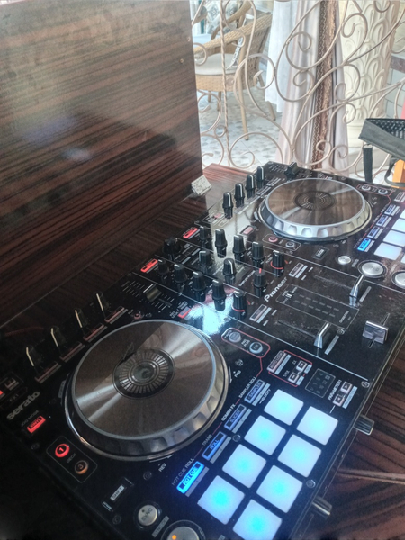 Pioneer Ddj Sr1 dj aparat