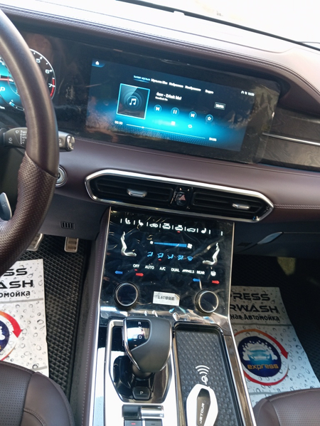 Jetour x90 plus.