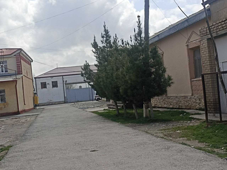 Пайарик, Автобаза рупарасида 8 сотихли уй сотилади