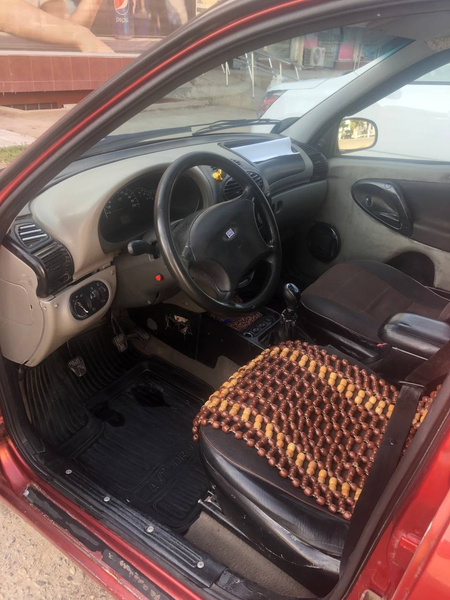Lada Kalina 2007
balonlar ancha yaxshi
benzin
narxi 40mln naxtga
mayd