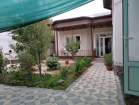 Продается дом в  Юнусабаде 8
