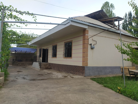Ховли сотилади, Продается дом-участок
