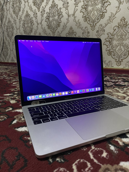 Macbook Pro i5 8/256