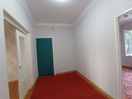 Срочно! Поспешите 3 ком. квартира Юнусабад 19. Улучшен. планировка.