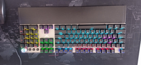 Kompyuter 
CPU:Intel core i7 12700K
Colling:SE-207-XT ARGB