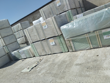 Gipsakardon Pirofil reka samarez agraf sement optim