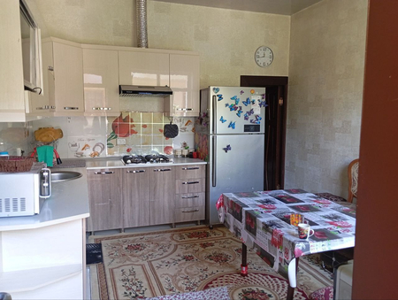 Срочно. Корасарой 28 школа продаётся дом
