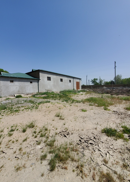 Продаётся Складские помещения на общей площади более 2 га