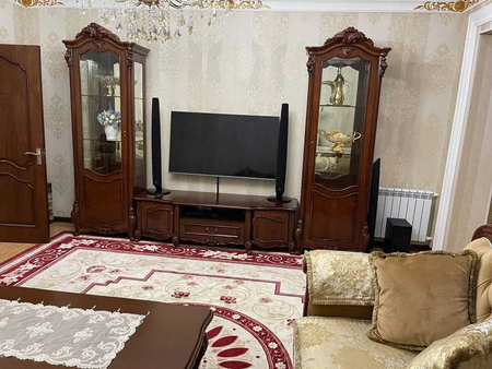 БУМ ижара 3 хонали квартира чет элик ва Хитой  800$, ОИЛА id sh 621