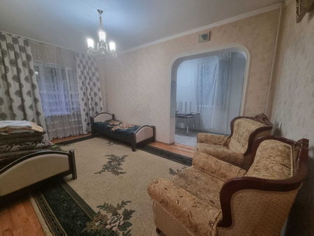 Аренда 1 ком на Юнусабаде. Метро Туркистон. 1й этаж с огородом(158676)