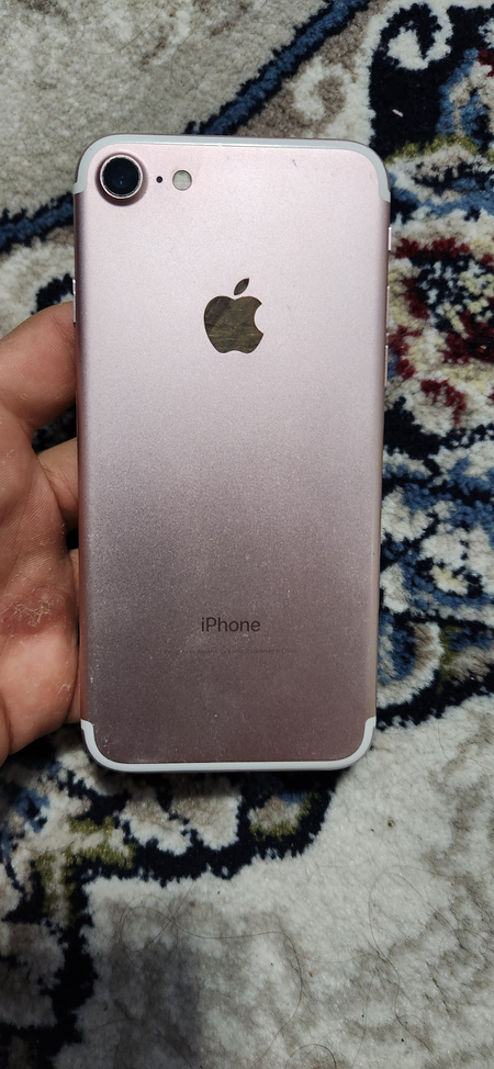Продаётся Iphone 7  128/8
